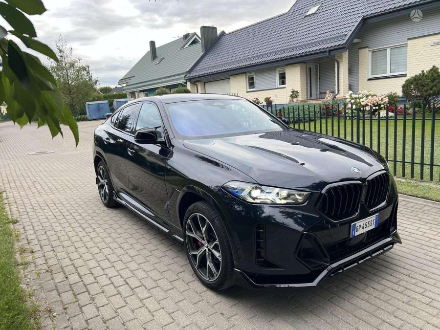 Black BMW X6 2023 in Vilnius, with an engine capacity of 3.00 L and mileage of 151 thousand km for 65000 €, photo 23 on AUTOMOTO.COM.LV