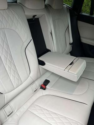Black BMW X6 2023 in Vilnius, with an engine capacity of 3.00 L and mileage of 151 thousand km for 65000 €, photo 24 on AUTOMOTO.COM.LV