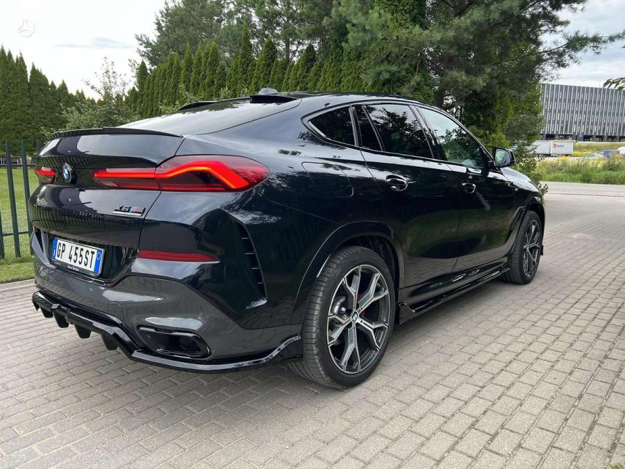 Black BMW X6 2023 in Vilnius, with an engine capacity of 3.00 L and mileage of 151 thousand km for 65000 €, photo 33 on AUTOMOTO.COM.LV