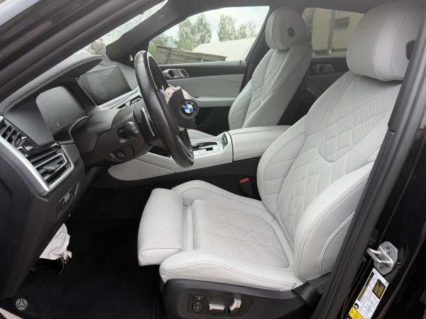 Melns BMW X6 2023 Kauņa, ar dzinēja tilpumu 3.00 L un nobraukumu 62 tūkst. km par 24400 €, foto 11 vietnē AUTOMOTO.COM.LV