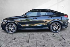 Black BMW X6 2024 in Vilnius, with an engine capacity of 2.99 L and mileage of 44 thousand km for 82000 €, photo 4 on AUTOMOTO.COM.LV