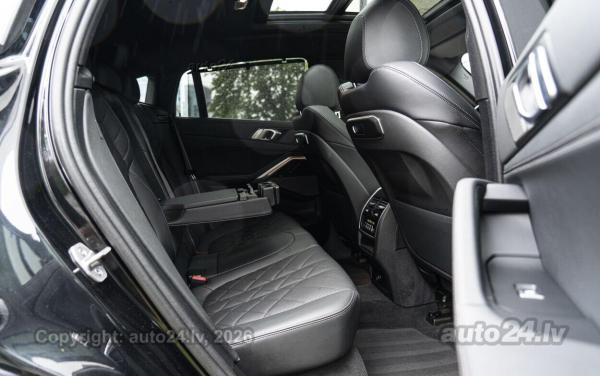 Melns BMW X6 2024 Tallina, ar dzinēja tilpumu 3.00 L un nobraukumu 56 tūkst. km par 85900 €, foto 10 vietnē AUTOMOTO.COM.LV