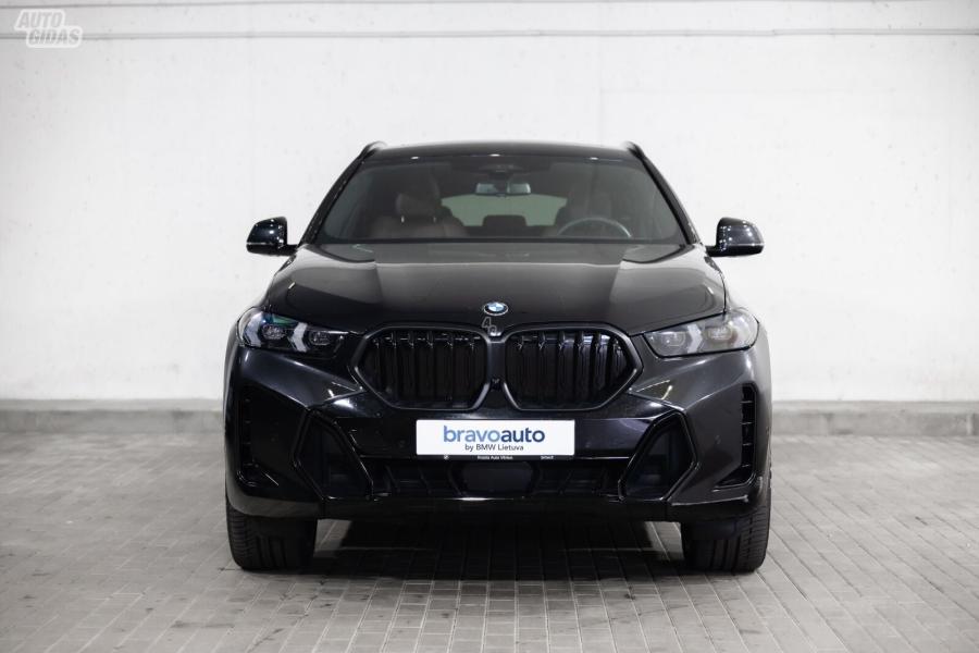 Melns BMW X6 2024 Viļņa, ar dzinēja tilpumu 3.00 L un nobraukumu 25 tūkst. km par 85865 €, foto 2 vietnē AUTOMOTO.COM.LV