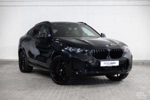 Melns BMW X6 2024 Viļņa, ar dzinēja tilpumu 3.00 L un nobraukumu 25 tūkst. km par 85865 €, foto 3 vietnē AUTOMOTO.COM.LV