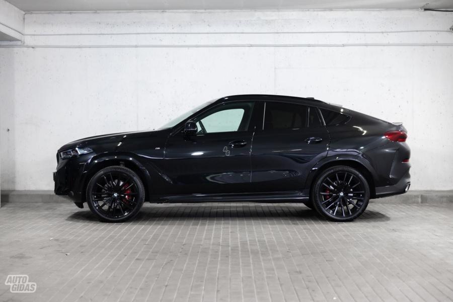 Melns BMW X6 2024 Viļņa, ar dzinēja tilpumu 3.00 L un nobraukumu 25 tūkst. km par 85865 €, foto 4 vietnē AUTOMOTO.COM.LV