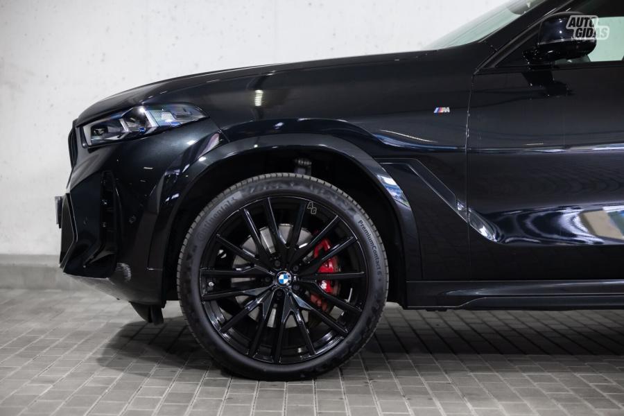 Melns BMW X6 2024 Viļņa, ar dzinēja tilpumu 3.00 L un nobraukumu 25 tūkst. km par 85865 €, foto 5 vietnē AUTOMOTO.COM.LV