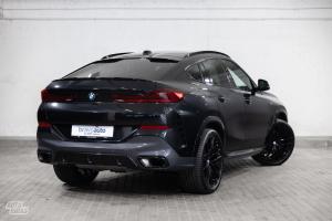 Melns BMW X6 2024 Viļņa, ar dzinēja tilpumu 3.00 L un nobraukumu 25 tūkst. km par 85865 €, foto 12 vietnē AUTOMOTO.COM.LV
