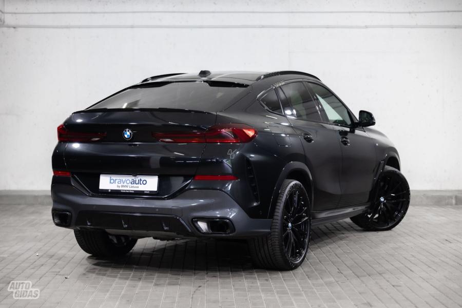 Melns BMW X6 2024 Viļņa, ar dzinēja tilpumu 3.00 L un nobraukumu 25 tūkst. km par 85865 €, foto 12 vietnē AUTOMOTO.COM.LV