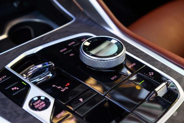 Melns BMW X6 2024 Viļņa, ar dzinēja tilpumu 2.99 L un nobraukumu 41 tūkst. km par 90000 €, foto 11 vietnē AUTOMOTO.COM.LV