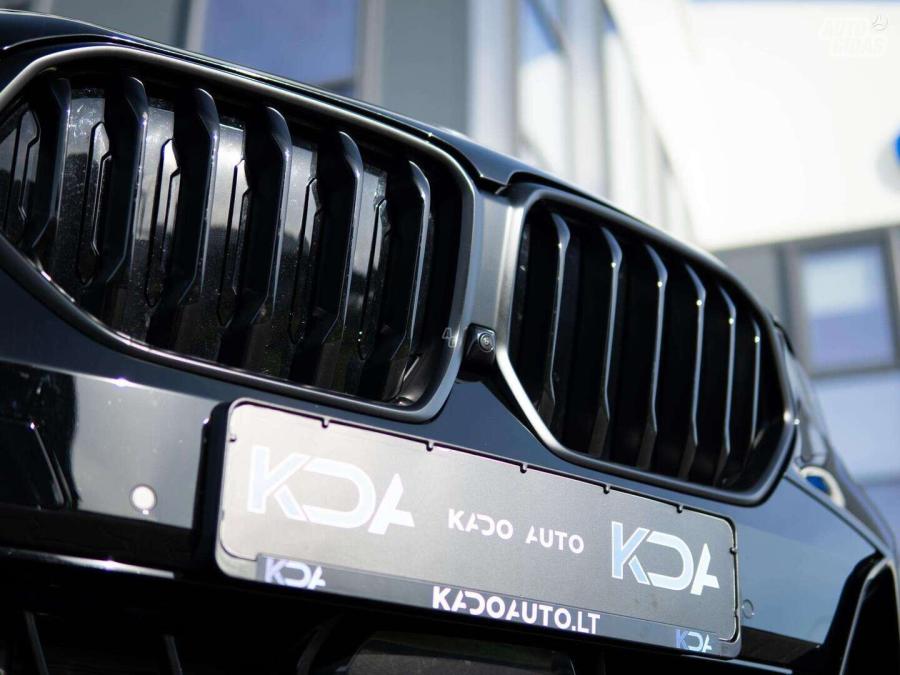 Black BMW X6 2024 in Marijampole, with an engine capacity of 3.00 L and mileage of 28 thousand km for 79950 €, photo 8 on AUTOMOTO.COM.LV