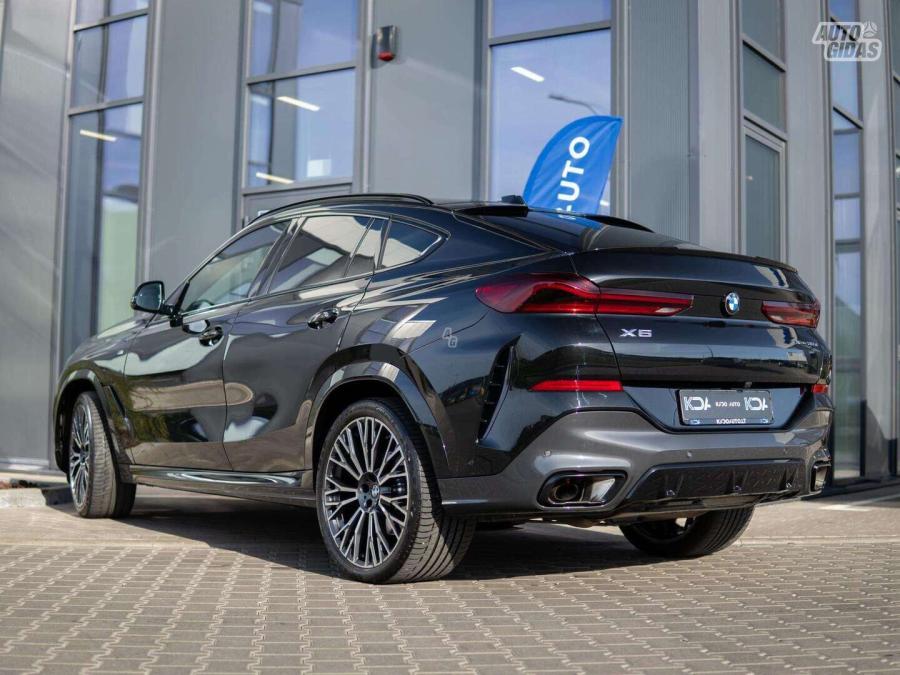 Black BMW X6 2024 in Marijampole, with an engine capacity of 3.00 L and mileage of 28 thousand km for 79950 €, photo 10 on AUTOMOTO.COM.LV