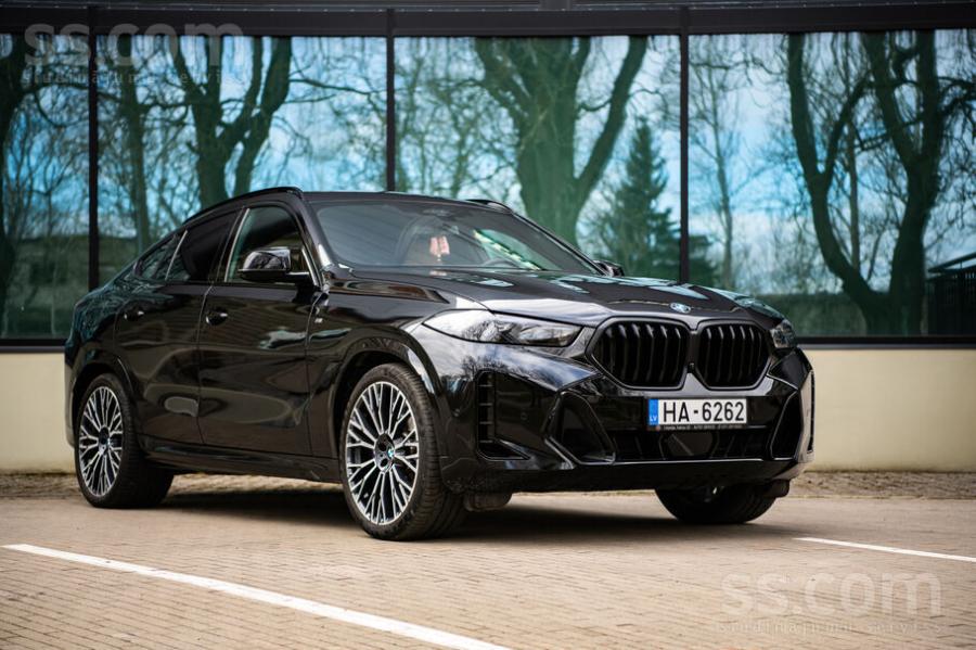 Black BMW X6 2024 in Liepaja, with an engine capacity of 3.00 L and mileage of 33 thousand km for 86900 €, photo 1 on AUTOMOTO.COM.LV