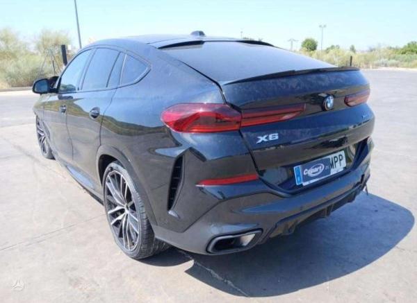 Melns BMW X6 2024 Klaipėda, ar dzinēja tilpumu 2.99 L un nobraukumu 36 tūkst. km par 19500 €, foto 2 vietnē AUTOMOTO.COM.LV