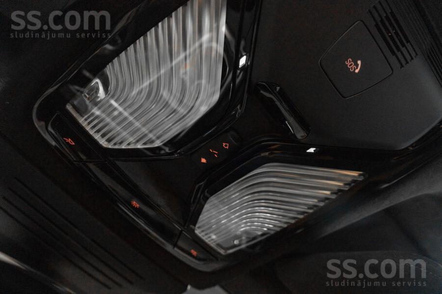 Black BMW X6 2024 in Riga, with an engine capacity of 4.40 L and mileage of 17 thousand km for 115000 €, photo 20 on AUTOMOTO.COM.LV