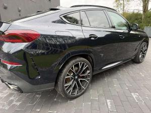 Melns BMW X6 2024 Kauņa, ar dzinēja tilpumu 3.00 L un nobraukumu 37 tūkst. km par 87500 €, foto 4 vietnē AUTOMOTO.COM.LV