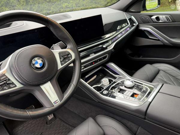 Black BMW X6 2024 in Kaunas, with an engine capacity of 3.00 L and mileage of 37 thousand km for 87500 €, photo 7 on AUTOMOTO.COM.LV