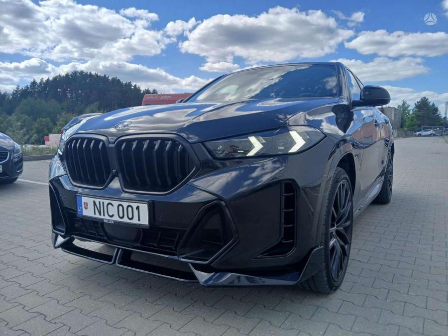 Black BMW X6 2024 in Vilnius, with an engine capacity of 2.99 L and mileage of 66 thousand km for 81615 €, photo 1 on AUTOMOTO.COM.LV