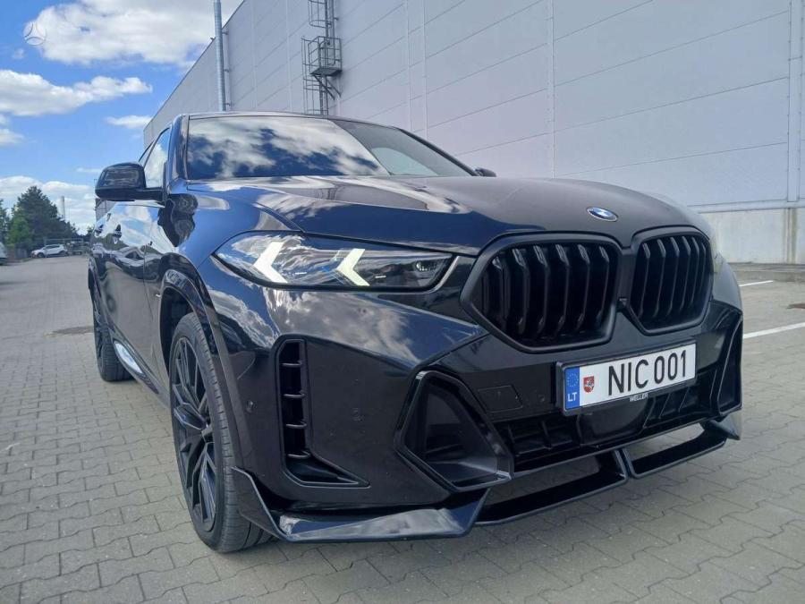 Black BMW X6 2024 in Vilnius, with an engine capacity of 2.99 L and mileage of 66 thousand km for 81615 €, photo 3 on AUTOMOTO.COM.LV