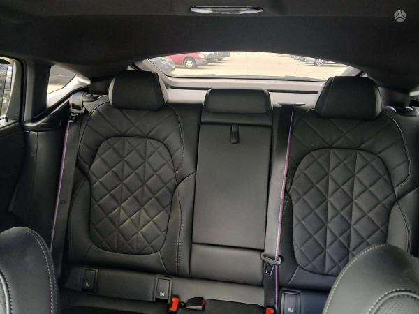 Black BMW X6 2024 in Vilnius, with an engine capacity of 2.99 L and mileage of 66 thousand km for 81615 €, photo 10 on AUTOMOTO.COM.LV