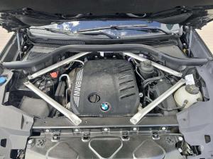 Black BMW X6 2024 in Vilnius, with an engine capacity of 2.99 L and mileage of 66 thousand km for 81615 €, photo 20 on AUTOMOTO.COM.LV