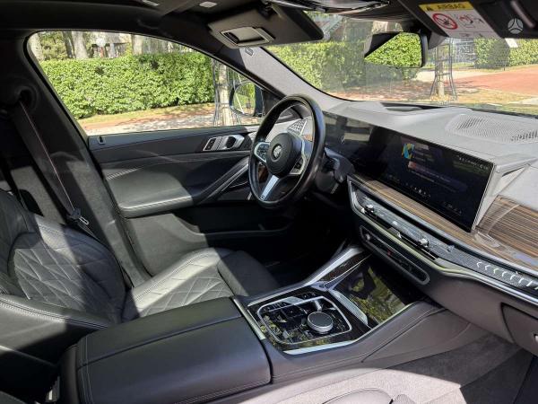 Melns BMW X6 2024 Klaipėda, ar dzinēja tilpumu 2.99 L un nobraukumu 64 tūkst. km par 72900 €, foto 8 vietnē AUTOMOTO.COM.LV