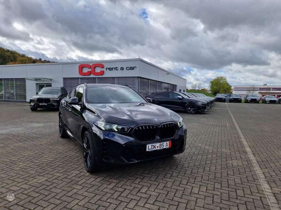 Melns BMW X6 2025 Kauņa, ar dzinēja tilpumu 0.30 L un nobraukumu 30 tūkst. km par 88000 €, foto 1 vietnē AUTOMOTO.COM.LV