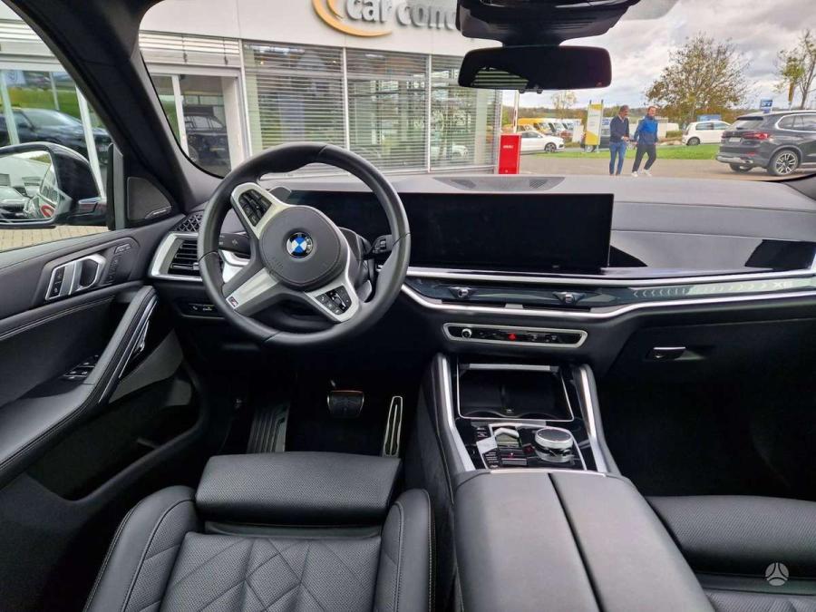 Melns BMW X6 2025 Kauņa, ar dzinēja tilpumu 0.30 L un nobraukumu 30 tūkst. km par 88000 €, foto 7 vietnē AUTOMOTO.COM.LV