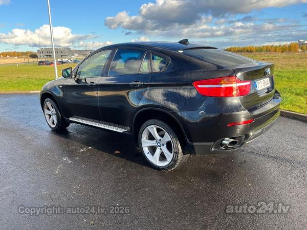 Black BMW X6 2010 in Tallinn, with an engine capacity of 3.00 L and mileage of 325 thousand km for 11999 €, photo 1 on AUTOMOTO.COM.LV