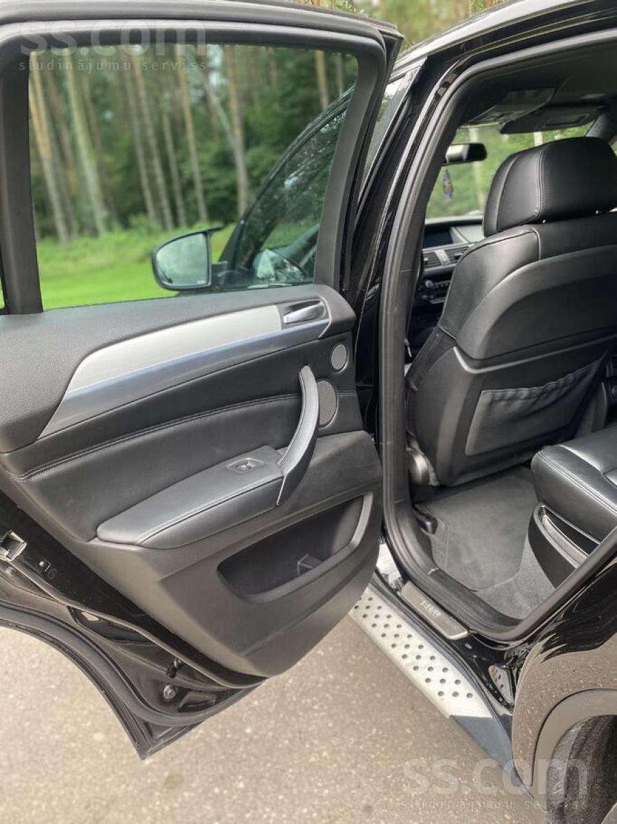 Melns BMW X6 2012 Rīga, ar dzinēja tilpumu 3.00 L un nobraukumu 300 tūkst. km par 13900 €, foto 13 vietnē AUTOMOTO.COM.LV