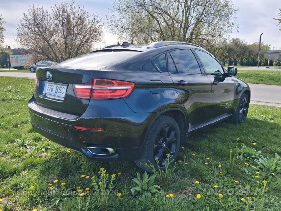 Black BMW X6 2013 in Tallinn, with an engine capacity of 3.00 L and mileage of 205 thousand km for 15990 €, photo 5 on AUTOMOTO.COM.LV