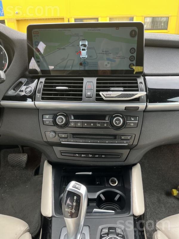Black BMW X6 2013 in Aizkraukle, with an engine capacity of 3.00 L and mileage of 360 thousand km for 14500 €, photo 5 on AUTOMOTO.COM.LV