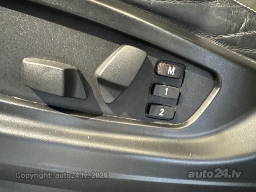 Melns BMW X6 2013 Tallina, ar dzinēja tilpumu 3.00 L un nobraukumu 223 tūkst. km par 16900 €, foto 20 vietnē AUTOMOTO.COM.LV
