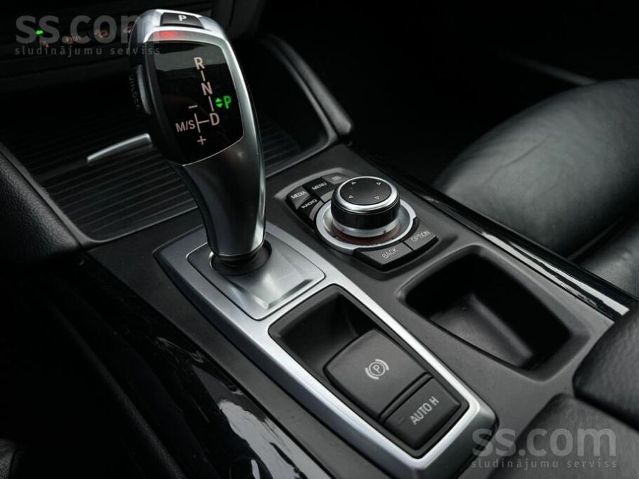 Melns BMW X6 2014 Rīga, ar dzinēja tilpumu 3.00 L un nobraukumu 172 tūkst. km par 15900 €, foto 21 vietnē AUTOMOTO.COM.LV