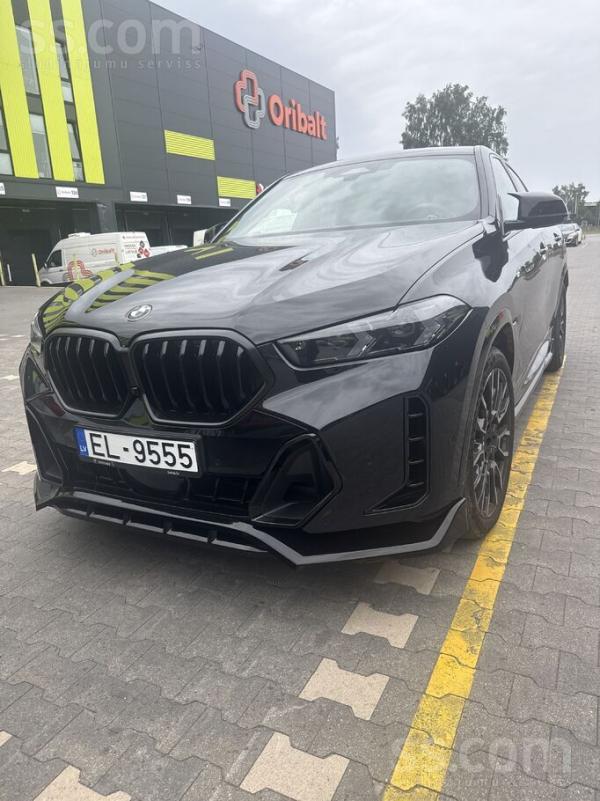 Melns BMW X6 2026 Rīga, ar dzinēja tilpumu 3.00 L un nobraukumu 8 tūkst. km par 90000 €, foto 1 vietnē AUTOMOTO.COM.LV