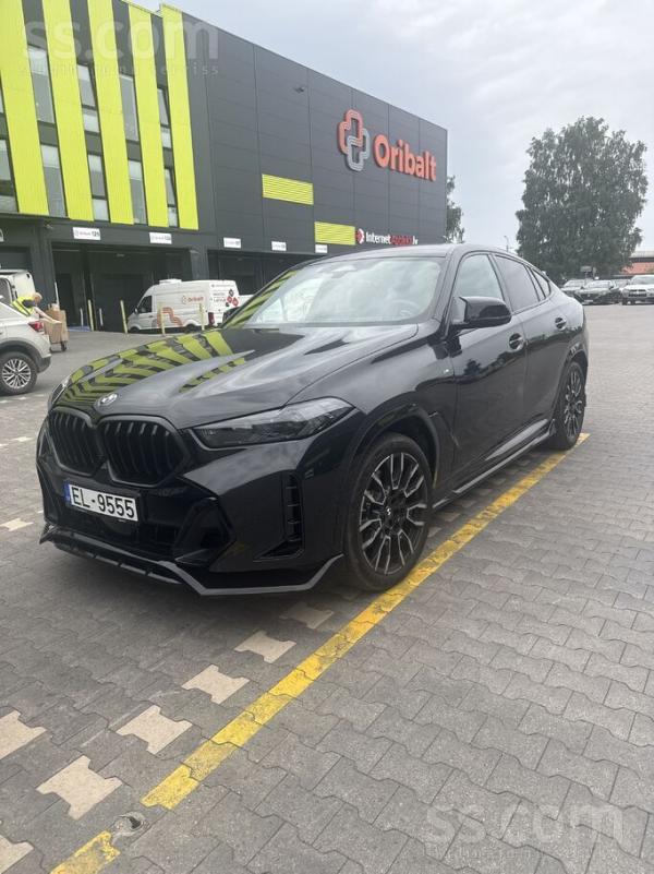 Melns BMW X6 2026 Rīga, ar dzinēja tilpumu 3.00 L un nobraukumu 8 tūkst. km par 90000 €, foto 2 vietnē AUTOMOTO.COM.LV