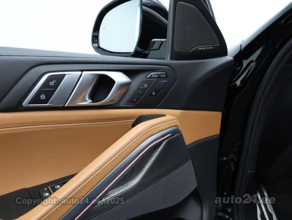 Melns BMW X6 2020 Tallina, ar dzinēja tilpumu 3.00 L un nobraukumu 70 tūkst. km par 60900 €, foto 11 vietnē AUTOMOTO.COM.LV