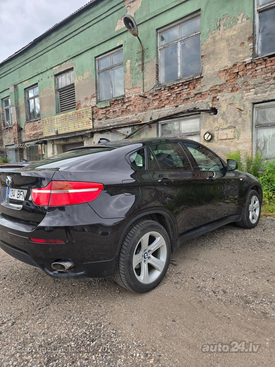 Melns BMW X6 2010 Tallina, ar dzinēja tilpumu 3.00 L un nobraukumu 341 tūkst. km par 10000 €, foto 1 vietnē AUTOMOTO.COM.LV