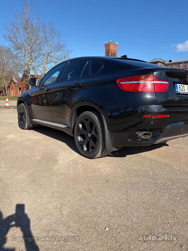 Black BMW X6 2011 in Narva, with an engine capacity of 3.00 L and mileage of 0 thousand km for 12999 €, photo 8 on AUTOMOTO.COM.LV
