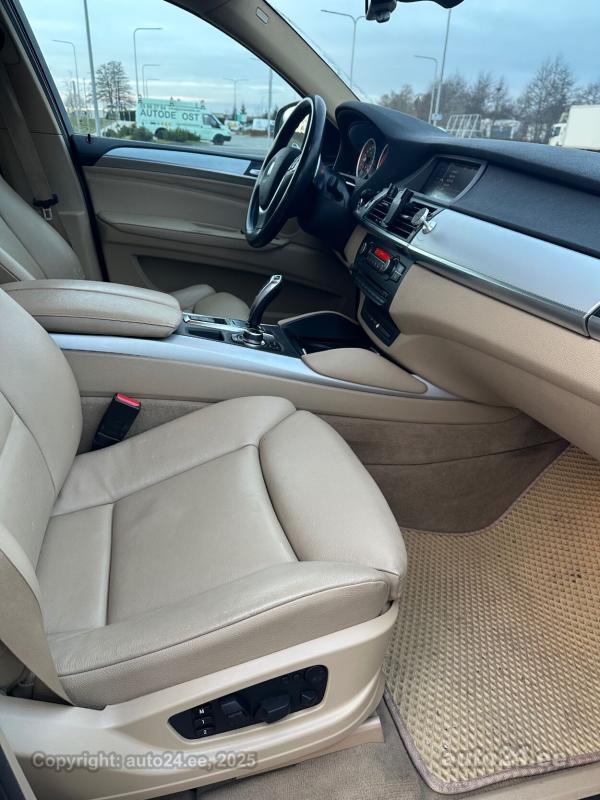 Melns BMW X6 2012 Tallina, ar dzinēja tilpumu 3.00 L un nobraukumu 327 tūkst. km par 11000 €, foto 11 vietnē AUTOMOTO.COM.LV