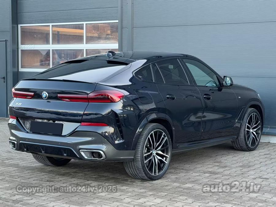Melns BMW X6 2020 Tallina, ar dzinēja tilpumu 3.00 L un nobraukumu 96 tūkst. km par 59990 €, foto 7 vietnē AUTOMOTO.COM.LV
