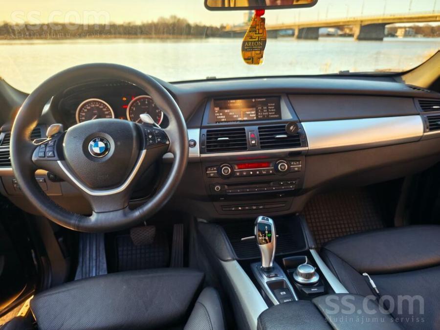 Zils BMW X6 2009 Rīga, ar dzinēja tilpumu 3.50 L un nobraukumu 200 tūkst. km par 13490 €, foto 12 vietnē AUTOMOTO.COM.LV