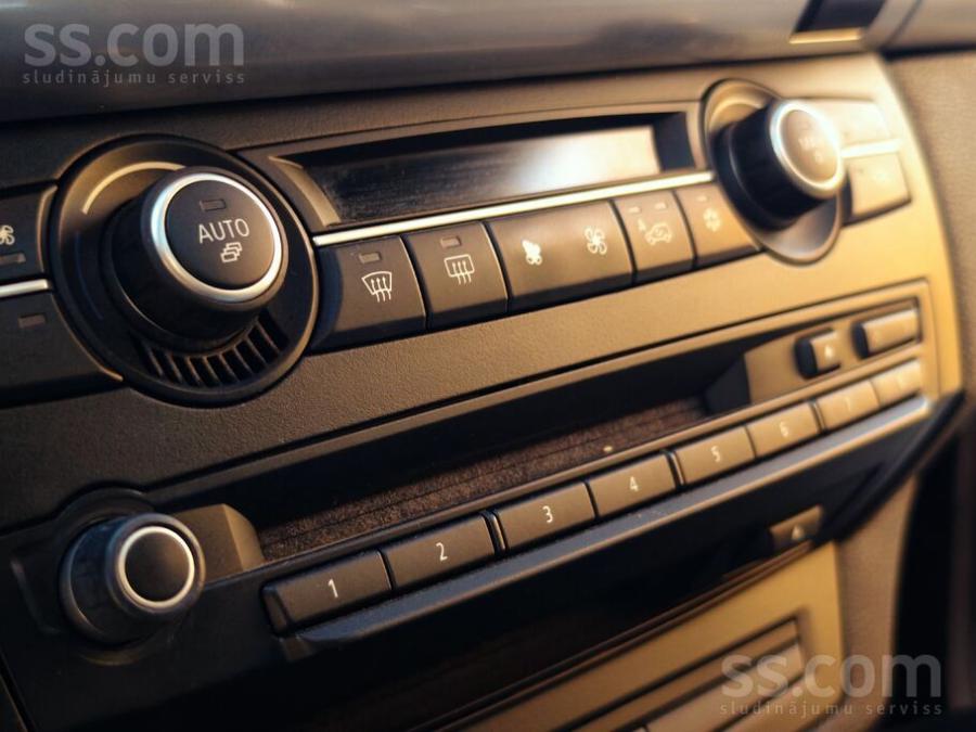 Zils BMW X6 2009 Rīga, ar dzinēja tilpumu 3.50 L un nobraukumu 200 tūkst. km par 13490 €, foto 18 vietnē AUTOMOTO.COM.LV