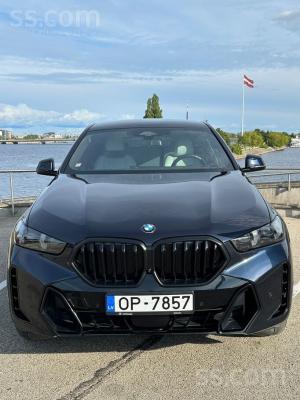Blue BMW X6 2024 in Riga, with an engine capacity of 3.00 L and mileage of 45 thousand km for 66500 €, photo 3 on AUTOMOTO.COM.LV