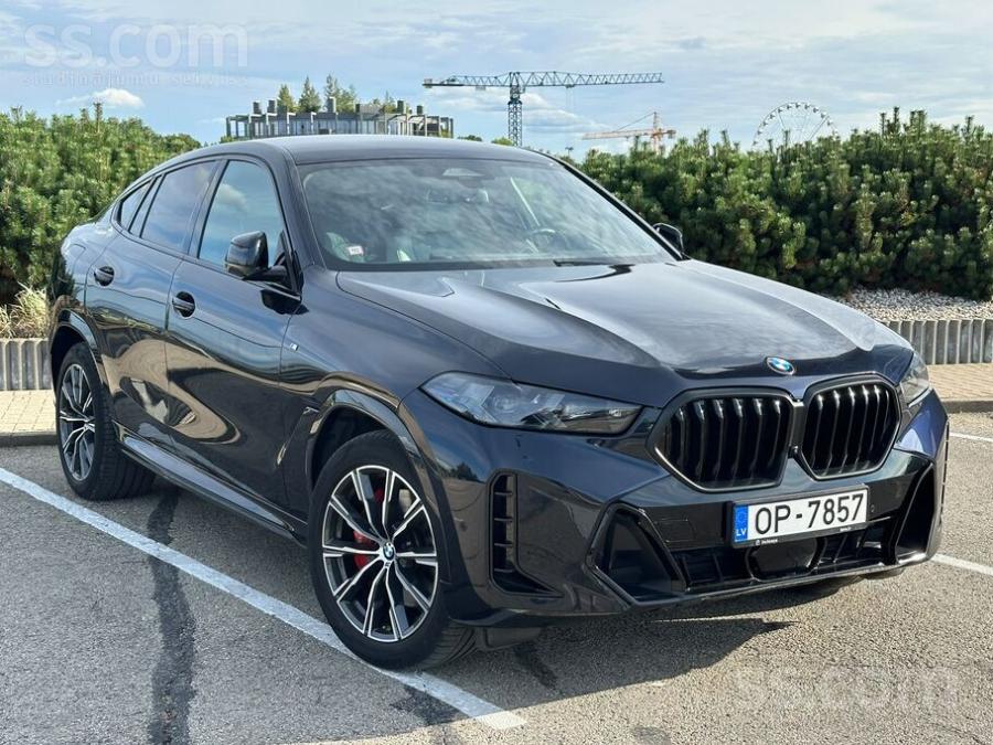 Blue BMW X6 2024 in Riga, with an engine capacity of 3.00 L and mileage of 45 thousand km for 66500 €, photo 4 on AUTOMOTO.COM.LV