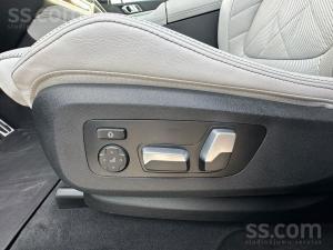 Blue BMW X6 2024 in Riga, with an engine capacity of 3.00 L and mileage of 45 thousand km for 66500 €, photo 15 on AUTOMOTO.COM.LV