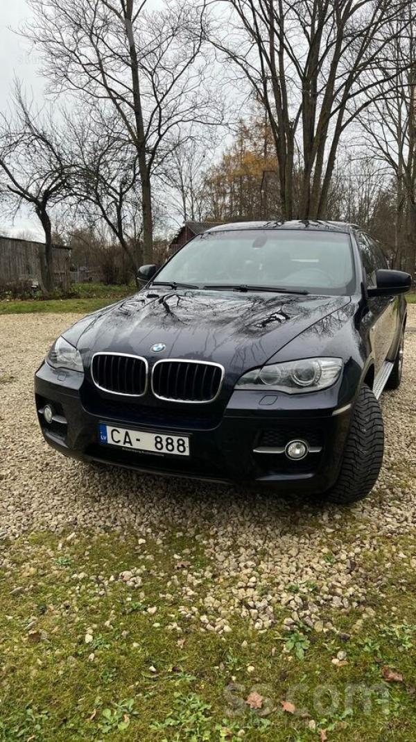 Blue BMW X6 2009 in Riga, with an engine capacity of 3.00 L and mileage of 317 thousand km for 10999 €, photo 1 on AUTOMOTO.COM.LV
