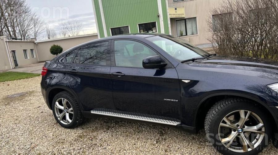 Blue BMW X6 2009 in Riga, with an engine capacity of 3.00 L and mileage of 317 thousand km for 10999 €, photo 2 on AUTOMOTO.COM.LV