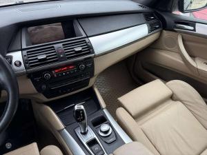 Zils BMW X6 2009 Klaipėda, ar dzinēja tilpumu 2.99 L un nobraukumu 299 tūkst. km par 9990 €, foto 33 vietnē AUTOMOTO.COM.LV