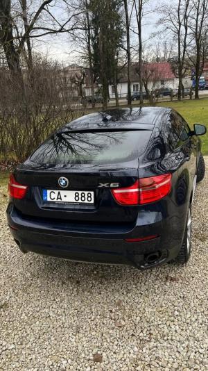 Blue BMW X6 2009 in Rezekne, with an engine capacity of 3.00 L and mileage of 319 thousand km for 10900 €, photo 4 on AUTOMOTO.COM.LV