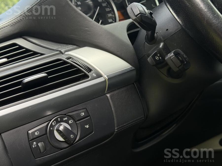 Zils BMW X6 2009 Rīga, ar dzinēja tilpumu 3.00 L un nobraukumu 332 tūkst. km par 11450 €, foto 12 vietnē AUTOMOTO.COM.LV